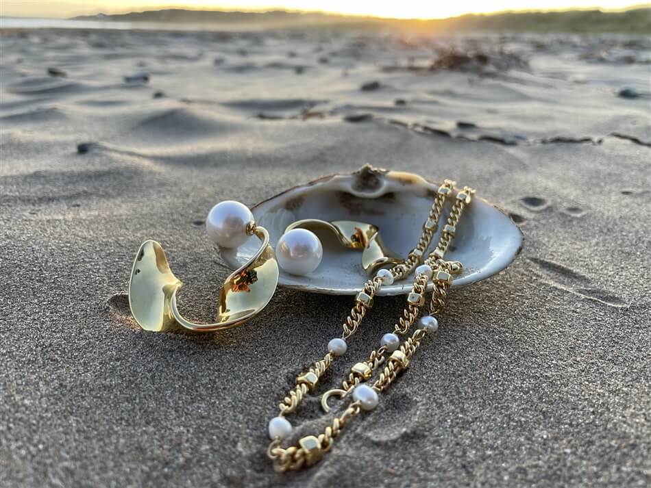Jewelry with a Purpose: How Classicharms Inspires Feminine Strength